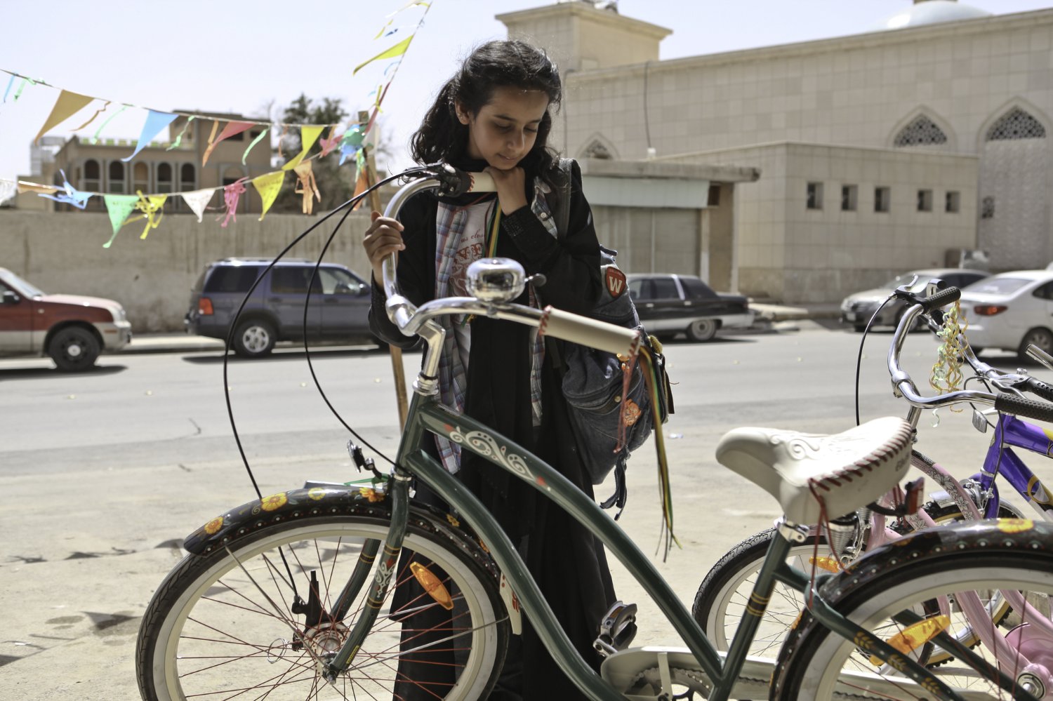 Film Review: WADJDA – ZekeFilm