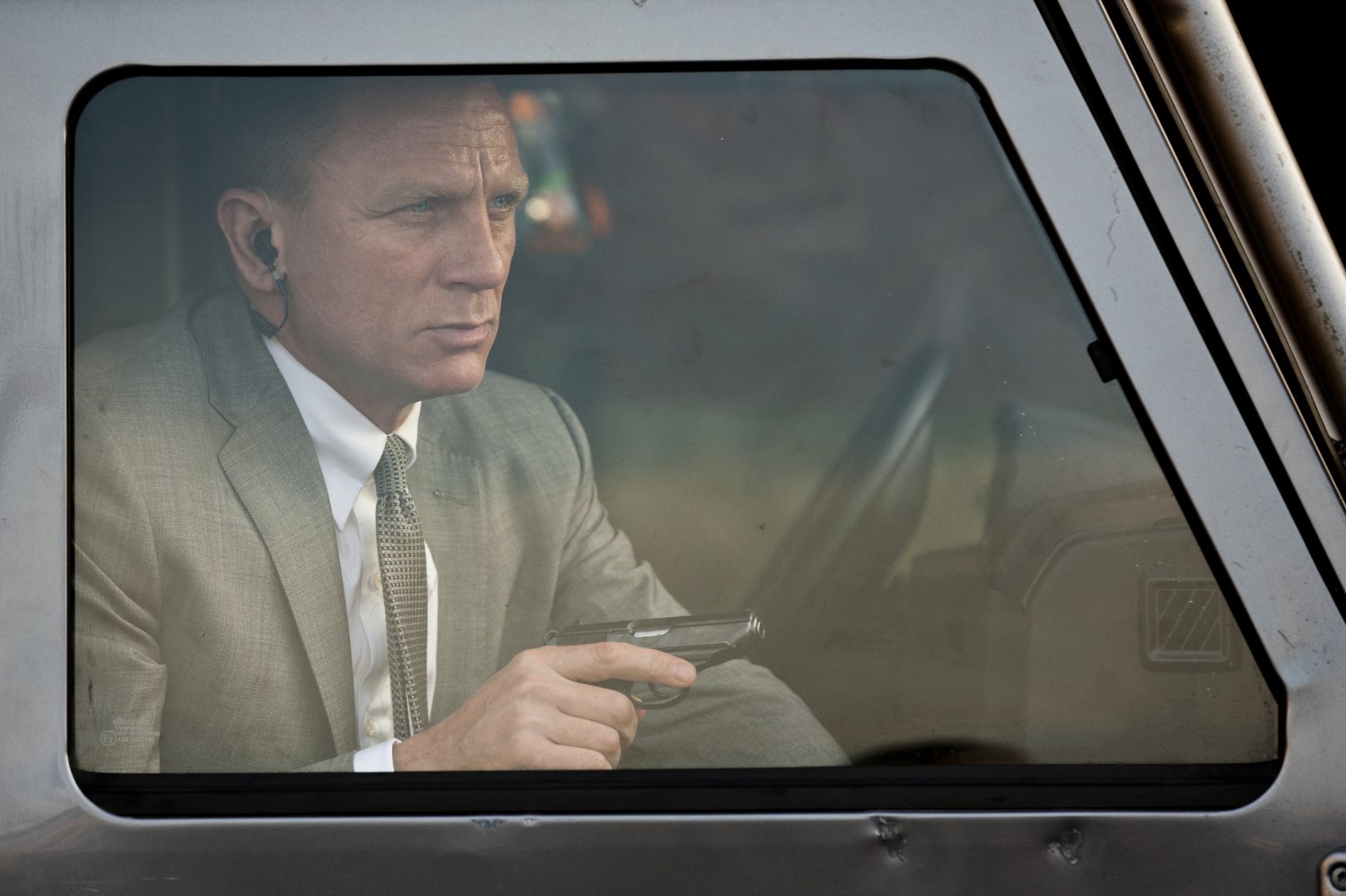 Film Review: SKYFALL – ZekeFilm