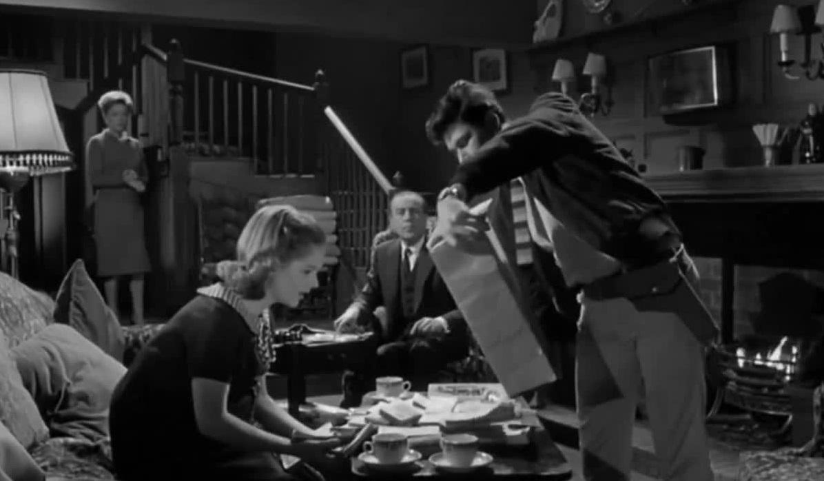 THE EARTH DIES SCREAMING (1964) – Blu-ray Review – ZekeFilm