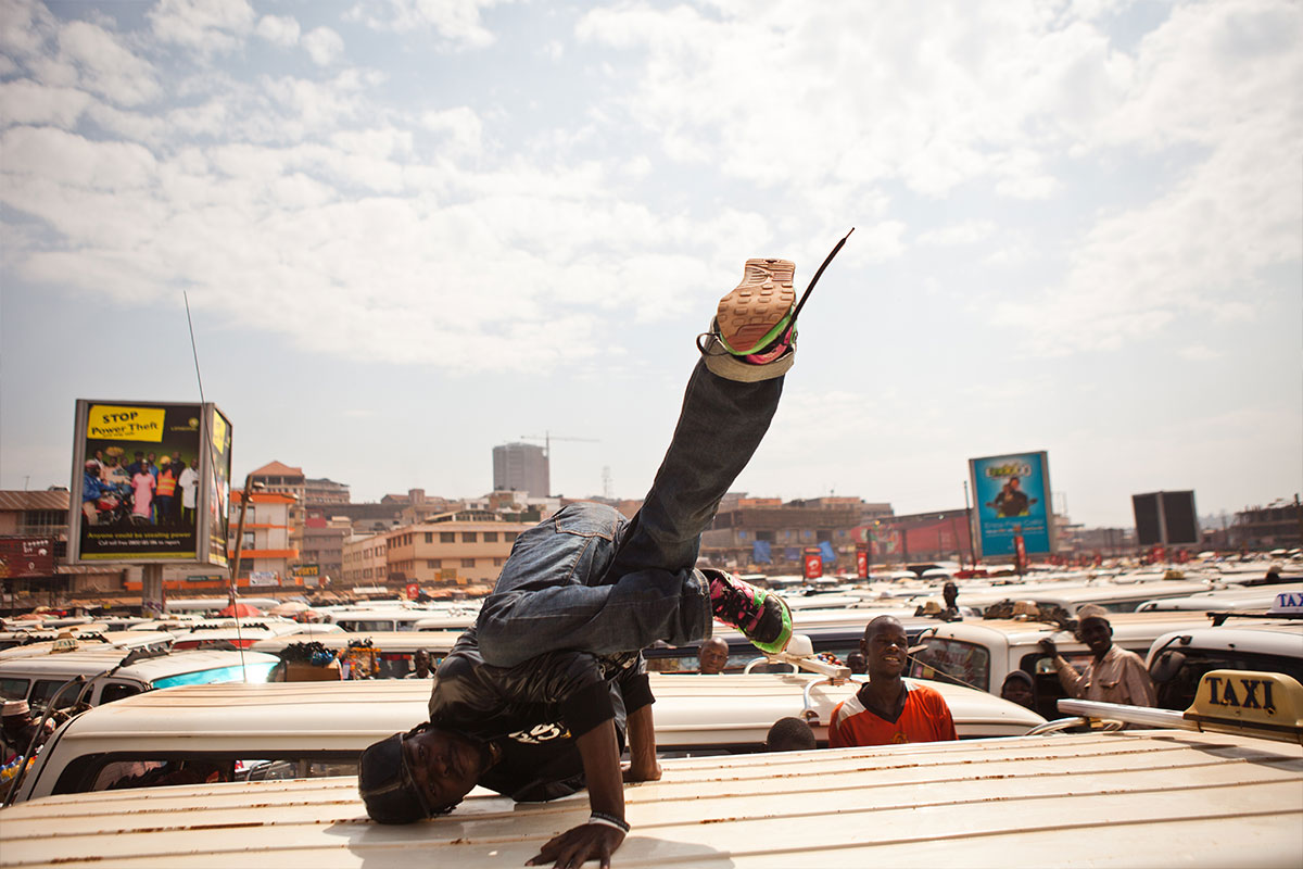 SHAKE THE DUST – DVD Review – ZekeFilm