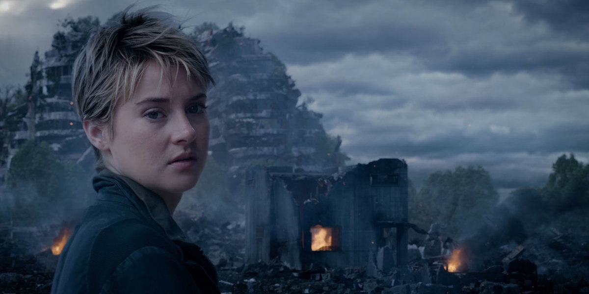 THE DIVERGENT SERIES: INSURGENT – Film Review – ZekeFilm