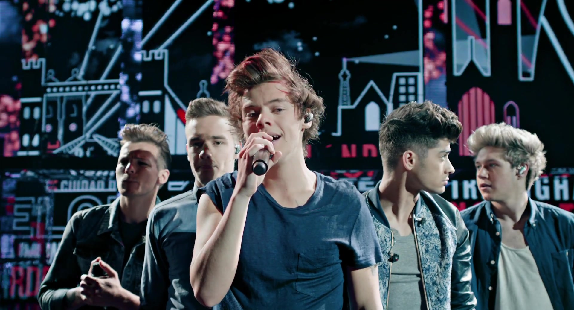 ONE DIRECTION: THIS IS US – Film Review – ZekeFilm