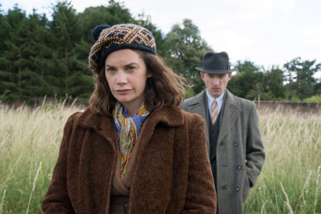 THE LITTLE STRANGER – Film Review – ZekeFilm