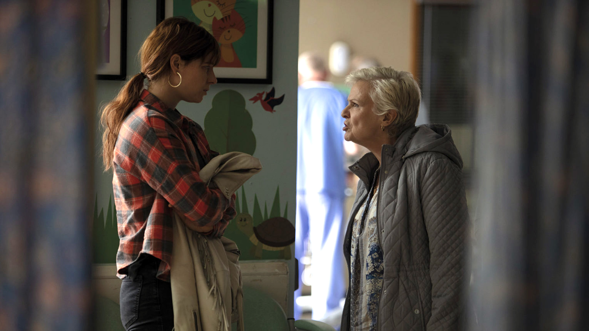 WILD ROSE – Film Review – ZekeFilm