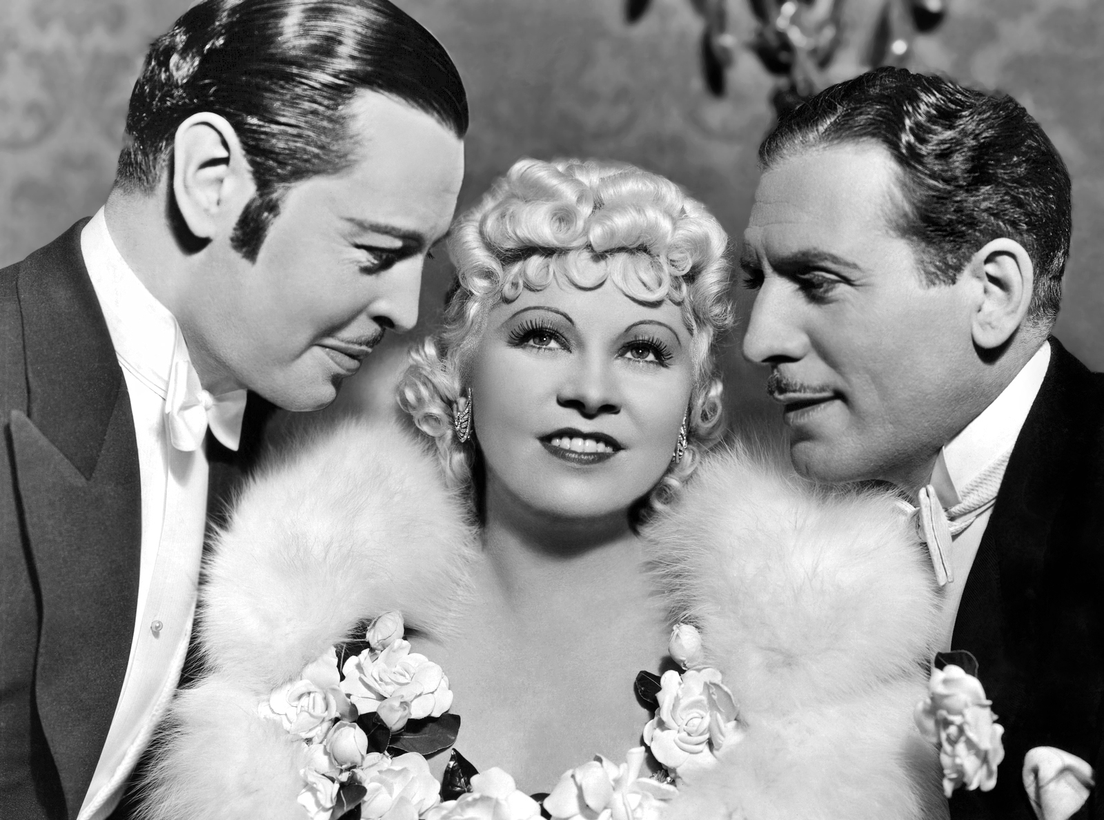 MAE WEST: All her Classics – ZekeFilm